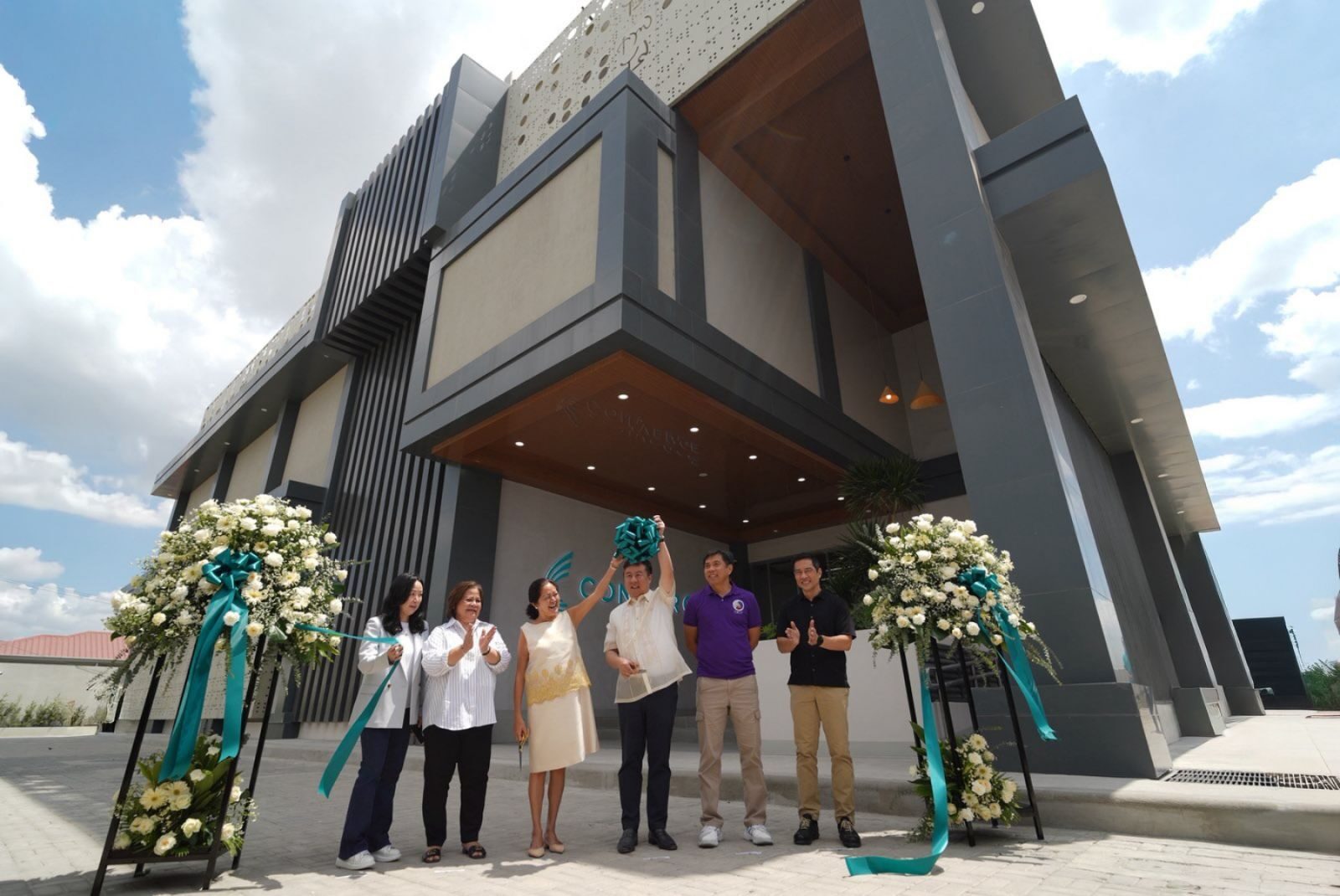 Converge opens AI-ready data center in Angeles City